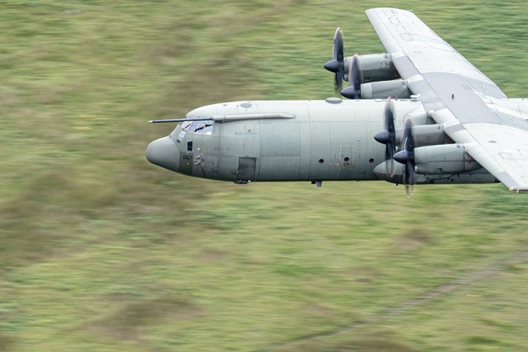How to photograph aircraft - A guide to Aviation Photography
